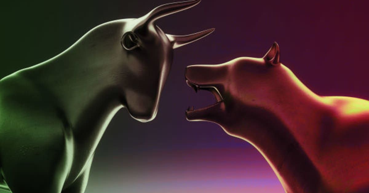 Bears Gain the Upper Hand, but Fed Rate Cut Pressure Gives Bulls Hope - TheStreet Pro