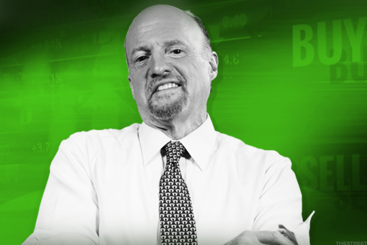Jim Cramer: IBM, P&G Deserve a Look-See - TheStreet Pro