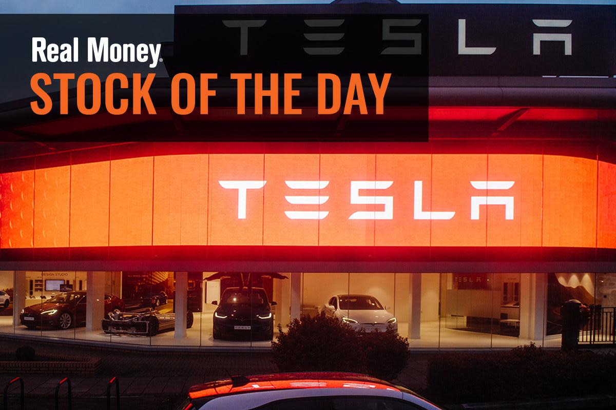 Chart of the Day: Tesla Needs Capital, Tell That to Creditors ...