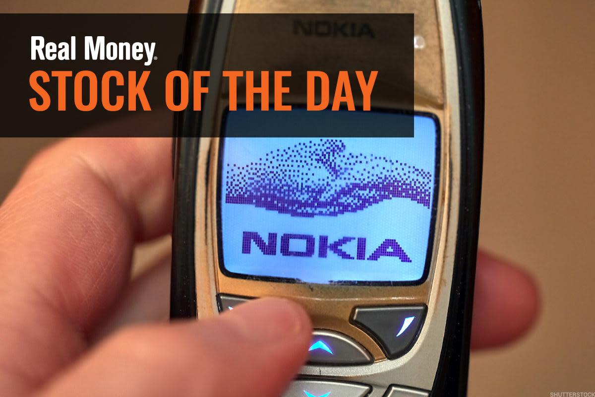 Chart of the Day: A Timeline of Nokia's Rise and Fall - TheStreet Pro