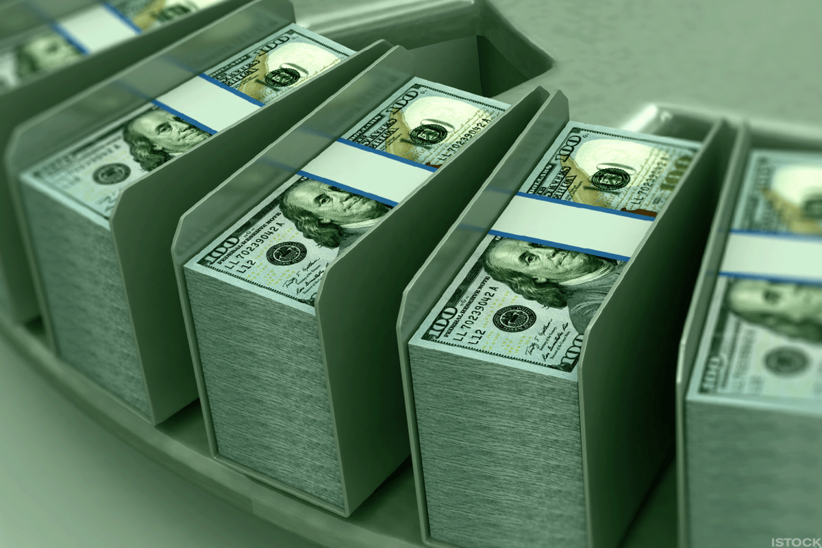 9 Stock Picks for a Strengthening U.S. Dollar - TheStreet Pro