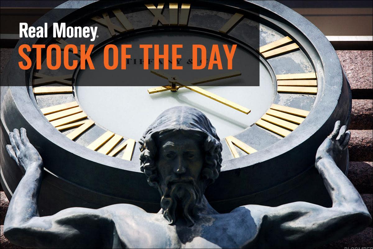 Tiffany's Spending Spree Seen as Progress in Its Turnaround Strategy ...