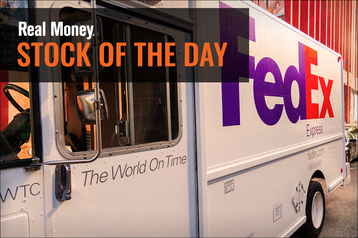 Jim Cramer: FedEx on the Defensive as It Finds the Freight Script ...