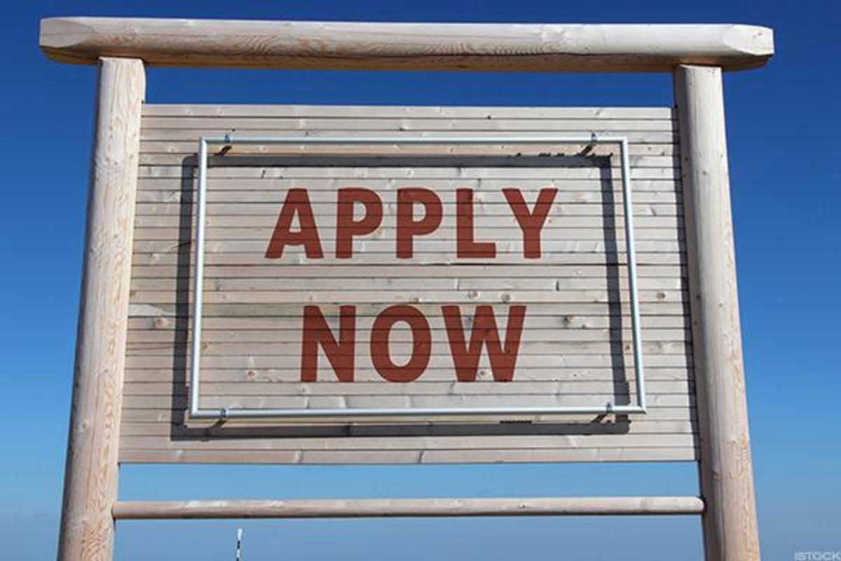 How to Look at Friday's Jobs Report - TheStreet Pro