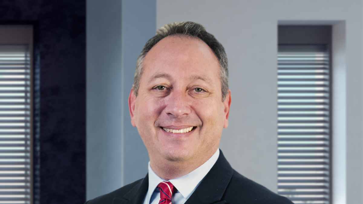 Articles by Bob Lang - TheStreet Pro